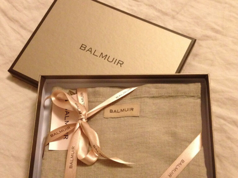 Apparel Box Size Guide: How to Choose - GleePackaging