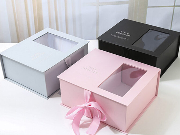 Custom Magnetic Gift Boxes Wholesale | GleePackaging